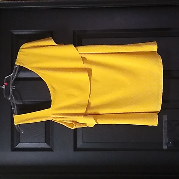 Lavish | Tops | Lavish Bright Yellow Top | Poshmark